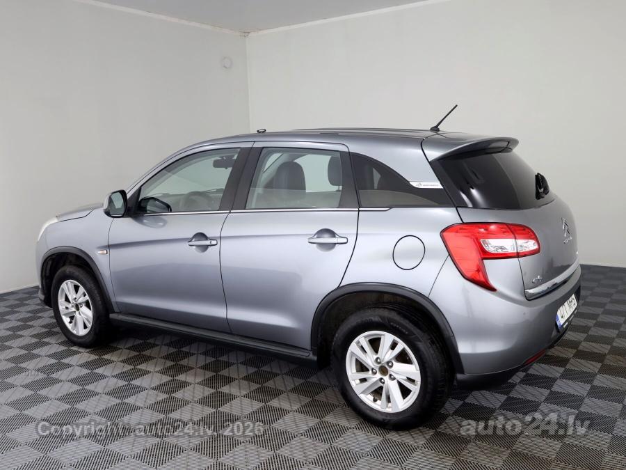 Pelēks Citroen c4-aircross 2012 Tallina, ar dzinēja tilpumu 1.60 L un nobraukumu 268 tūkst. km par 2499 €, foto 5 vietnē AUTOMOTO.COM.LV