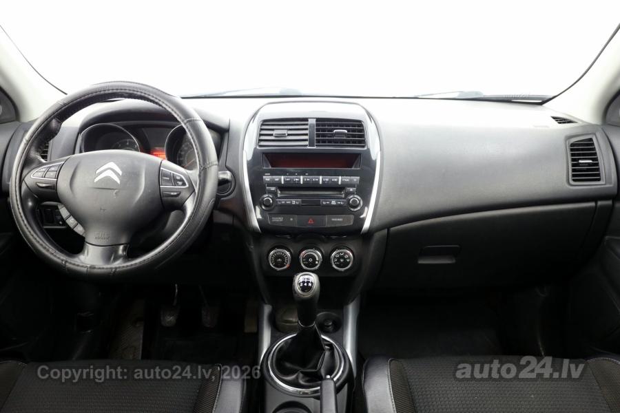 Pelēks Citroen c4-aircross 2012 Tallina, ar dzinēja tilpumu 1.60 L un nobraukumu 268 tūkst. km par 2499 €, foto 6 vietnē AUTOMOTO.COM.LV
