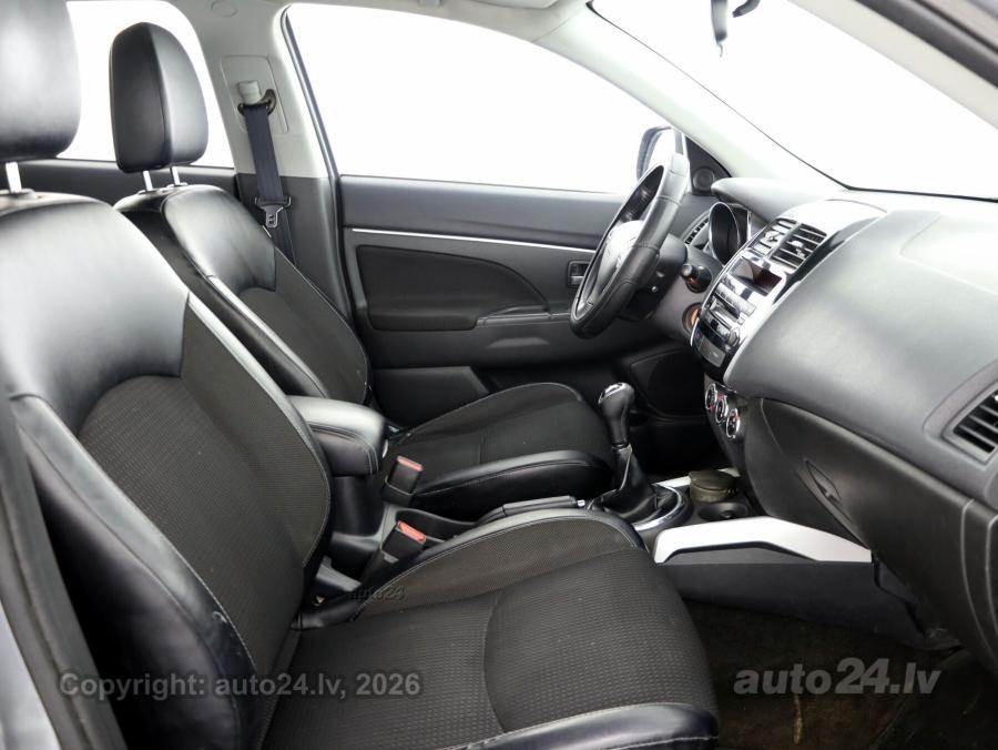 Pelēks Citroen c4-aircross 2012 Tallina, ar dzinēja tilpumu 1.60 L un nobraukumu 268 tūkst. km par 2499 €, foto 7 vietnē AUTOMOTO.COM.LV