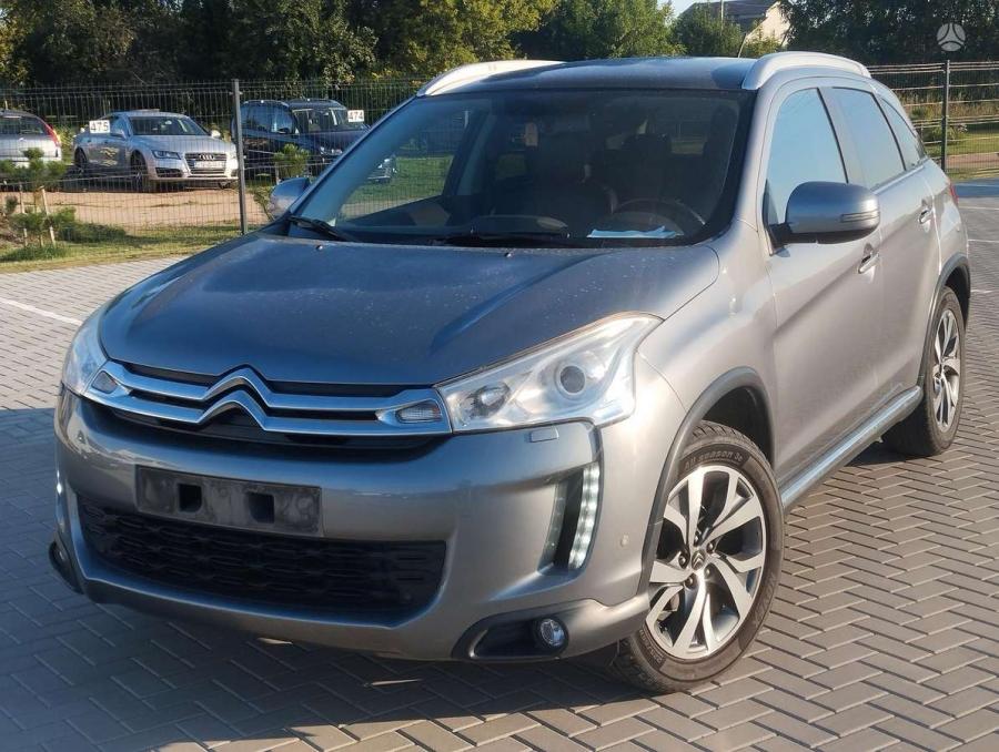 Pelēks Citroen c4-aircross 2015 Tauragė, ar dzinēja tilpumu 1.60 L un nobraukumu 250 tūkst. km par 5500 €, foto 1 vietnē AUTOMOTO.COM.LV