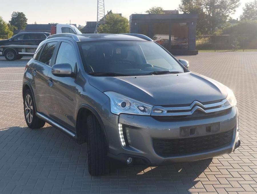 Pelēks Citroen c4-aircross 2015 Tauragė, ar dzinēja tilpumu 1.60 L un nobraukumu 250 tūkst. km par 5500 €, foto 3 vietnē AUTOMOTO.COM.LV