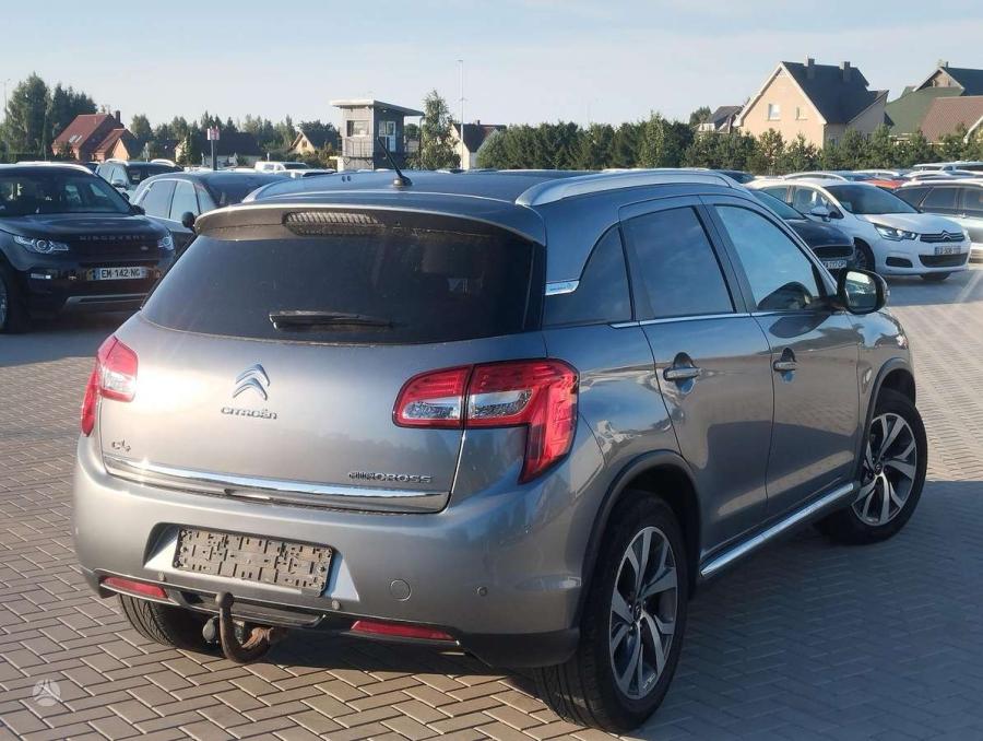 Pelēks Citroen c4-aircross 2015 Tauragė, ar dzinēja tilpumu 1.60 L un nobraukumu 250 tūkst. km par 5500 €, foto 4 vietnē AUTOMOTO.COM.LV