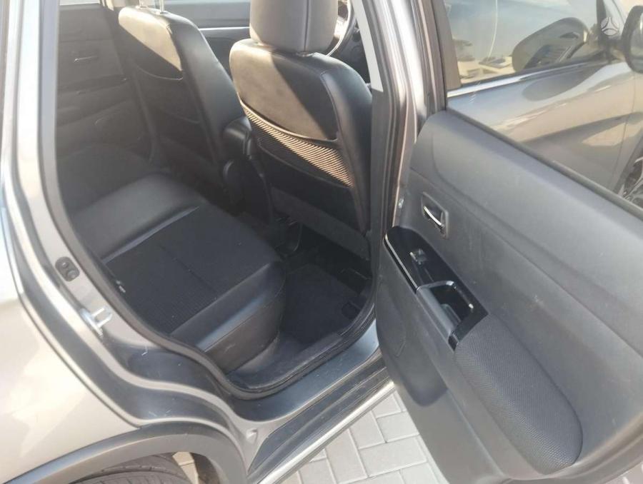 Pelēks Citroen c4-aircross 2015 Tauragė, ar dzinēja tilpumu 1.60 L un nobraukumu 250 tūkst. km par 5500 €, foto 9 vietnē AUTOMOTO.COM.LV