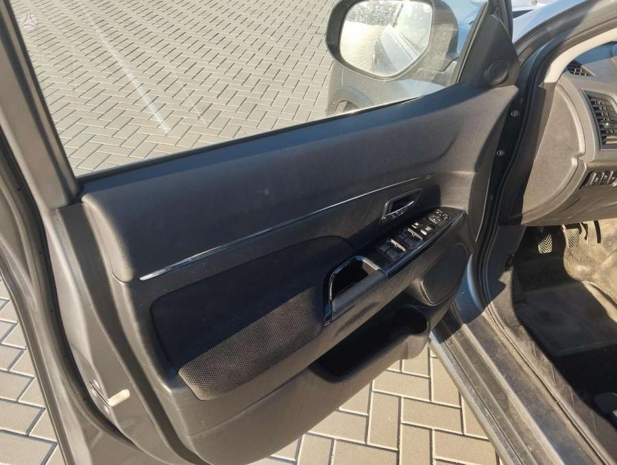 Pelēks Citroen c4-aircross 2015 Tauragė, ar dzinēja tilpumu 1.60 L un nobraukumu 250 tūkst. km par 5500 €, foto 13 vietnē AUTOMOTO.COM.LV