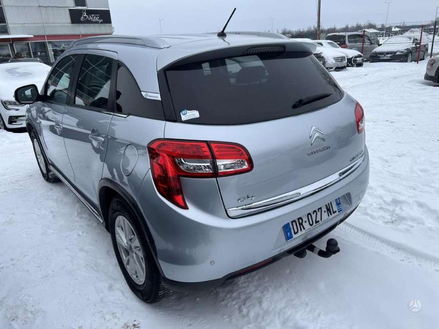 Grey Citroen c4-aircross 2015 in Taurage, with an engine capacity of 1.56 L and mileage of 203 thousand km for 6200 €, photo 3 on AUTOMOTO.COM.LV