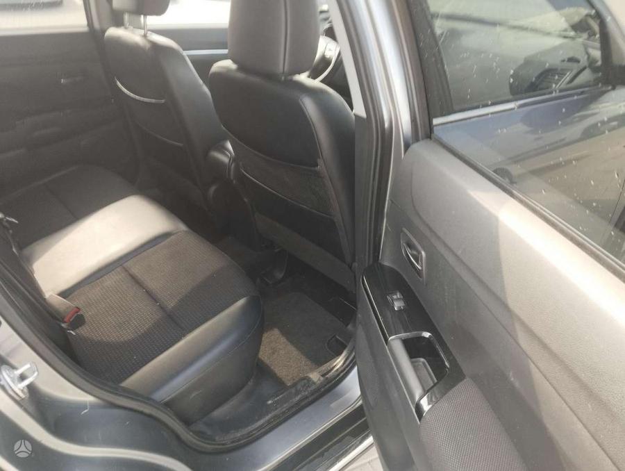 Pelēks Citroen c4-aircross 2015 Tauragė, ar dzinēja tilpumu 1.60 L un nobraukumu 250 tūkst. km par 5700 €, foto 11 vietnē AUTOMOTO.COM.LV