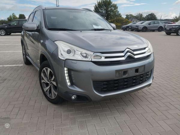 Grey Citroen c4-aircross 2015 in Taurage, with an engine capacity of 1.60 L and mileage of 250 thousand km for 5300 €, photo 1 on AUTOMOTO.COM.LV