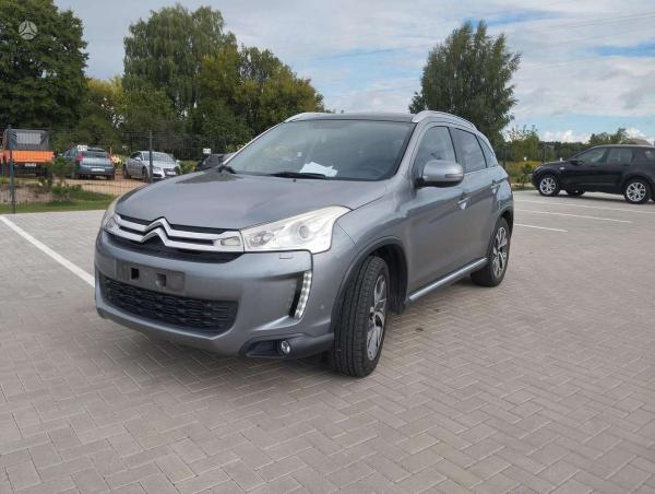Grey Citroen c4-aircross 2015 in Taurage, with an engine capacity of 1.60 L and mileage of 250 thousand km for 5300 €, photo 2 on AUTOMOTO.COM.LV