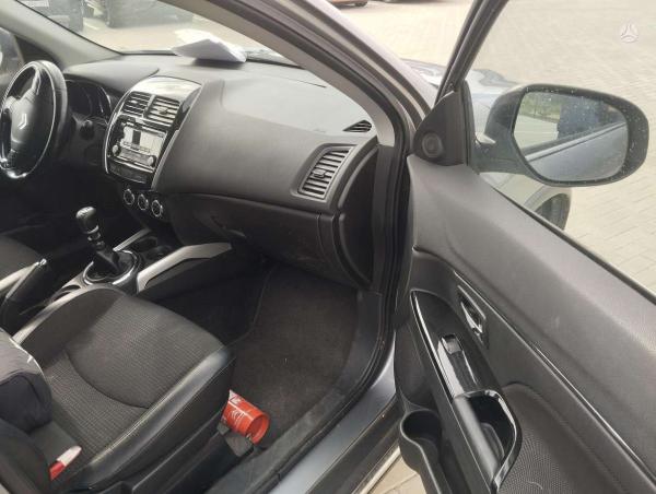 Grey Citroen c4-aircross 2015 in Taurage, with an engine capacity of 1.60 L and mileage of 250 thousand km for 5300 €, photo 10 on AUTOMOTO.COM.LV