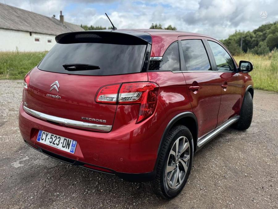 Sarkans Citroen c4-aircross 2013 Tauragė, ar dzinēja tilpumu 1.60 L un nobraukumu 204 tūkst. km par 5950 €, foto 8 vietnē AUTOMOTO.COM.LV