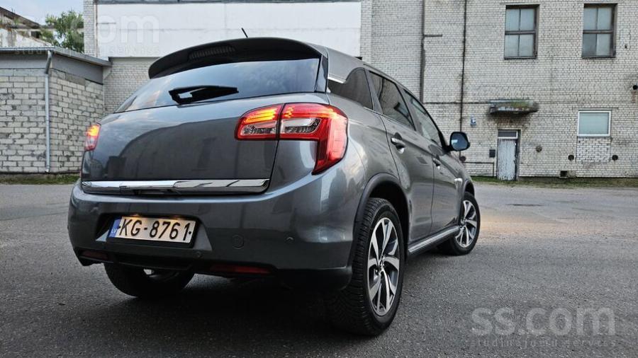 Violets Citroen c4-aircross 2012 Rīga, ar dzinēja tilpumu 1.60 L un nobraukumu 160 tūkst. km par 5300 €, foto 8 vietnē AUTOMOTO.COM.LV
