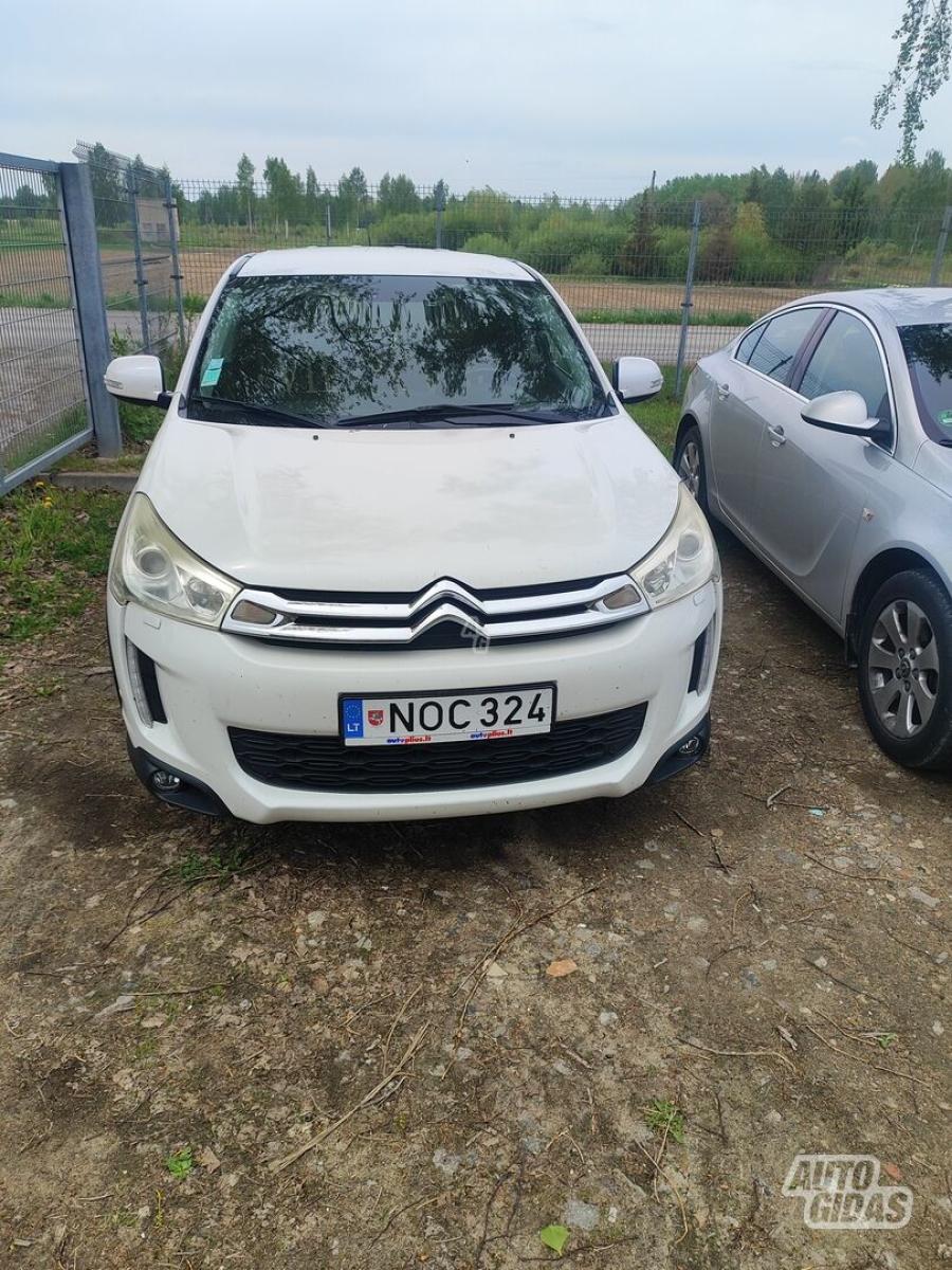 Balts Citroen c4-aircross 2012 Šauļi, ar dzinēja tilpumu 1.80 L un nobraukumu 240 tūkst. km par 5000 €, foto 6 vietnē AUTOMOTO.COM.LV