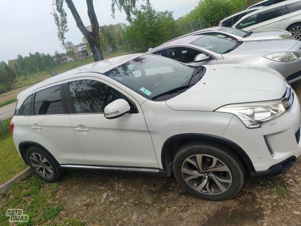Balts Citroen c4-aircross 2012 Šauļi, ar dzinēja tilpumu 1.80 L un nobraukumu 240 tūkst. km par 5000 €, foto 6 vietnē AUTOMOTO.COM.LV