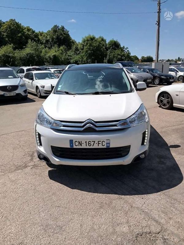 White Citroen c4-aircross 2012 in Taurage, with an engine capacity of 1.56 L and mileage of 230 thousand km for 4500 €, photo 2 on AUTOMOTO.COM.LV