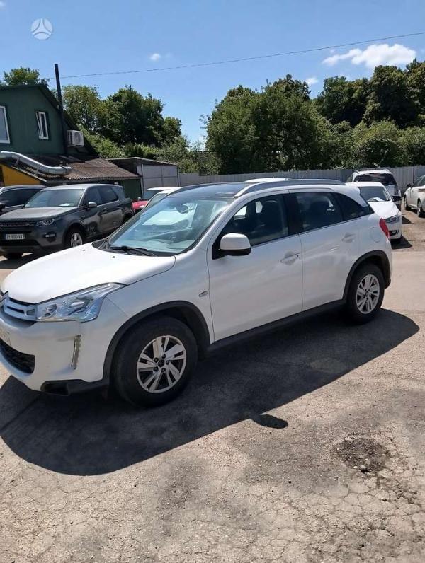 White Citroen c4-aircross 2012 in Taurage, with an engine capacity of 1.56 L and mileage of 230 thousand km for 4500 €, photo 5 on AUTOMOTO.COM.LV