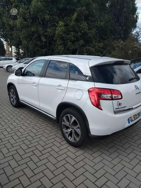 White Citroen c4-aircross 2012 in Taurage, with an engine capacity of 1.56 L and mileage of 224 thousand km for 4150 €, photo 6 on AUTOMOTO.COM.LV