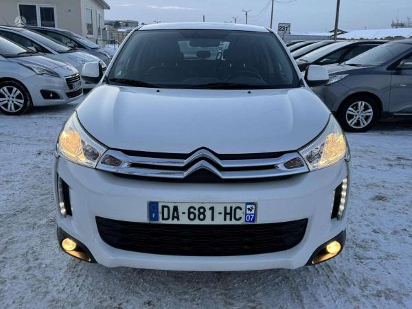 White Citroen c4-aircross 2013 in Vilnius, with an engine capacity of 1.56 L and mileage of 241 thousand km for 6000 €, photo 7 on AUTOMOTO.COM.LV