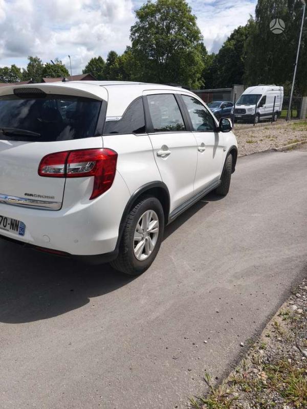 White Citroen c4-aircross 2015 in Taurage, with an engine capacity of 1.56 L and mileage of 236 thousand km for 5500 €, photo 4 on AUTOMOTO.COM.LV