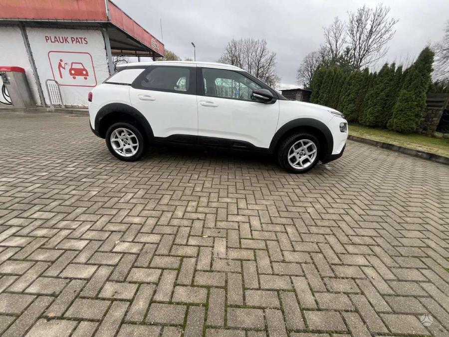 White Citroen c4-aircross 2019 in Taurage, with an engine capacity of 1.50 L and mileage of 191 thousand km for 5300 €, photo 5 on AUTOMOTO.COM.LV