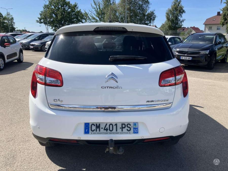 White Citroen c4-aircross 2012 in Taurage, with an engine capacity of 1.56 L and mileage of 255 thousand km for 4600 €, photo 6 on AUTOMOTO.COM.LV