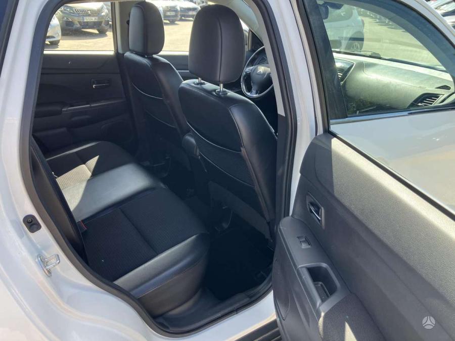White Citroen c4-aircross 2012 in Taurage, with an engine capacity of 1.56 L and mileage of 255 thousand km for 4600 €, photo 18 on AUTOMOTO.COM.LV