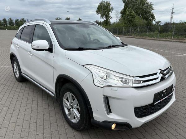 White Citroen c4-aircross 2012 in Marijampole, with an engine capacity of 1.80 L and mileage of 263 thousand km for 4100 €, photo 3 on AUTOMOTO.COM.LV