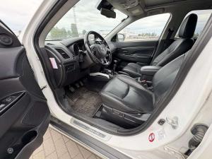 White Citroen c4-aircross 2012 in Marijampole, with an engine capacity of 1.80 L and mileage of 263 thousand km for 4100 €, photo 17 on AUTOMOTO.COM.LV