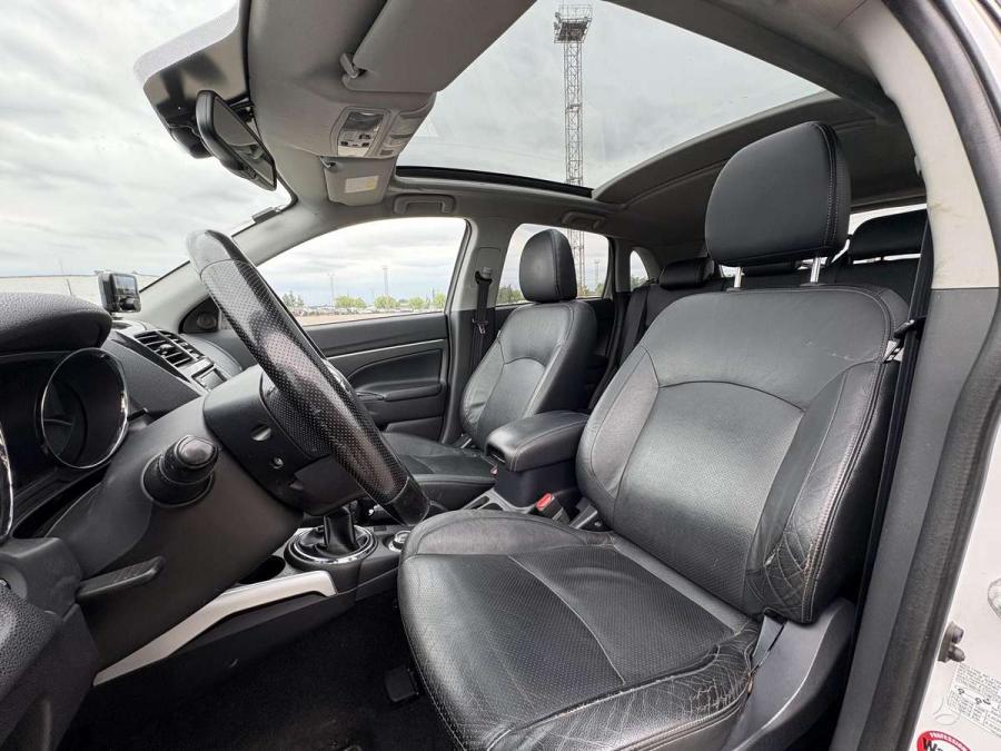 White Citroen c4-aircross 2012 in Marijampole, with an engine capacity of 1.80 L and mileage of 263 thousand km for 4100 €, photo 19 on AUTOMOTO.COM.LV