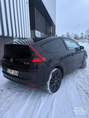 Black Citroen C4 2006 in Siauliai, with an engine capacity of 2.00 L and mileage of 287 thousand km for 1450 €, photo 3 on AUTOMOTO.COM.LV