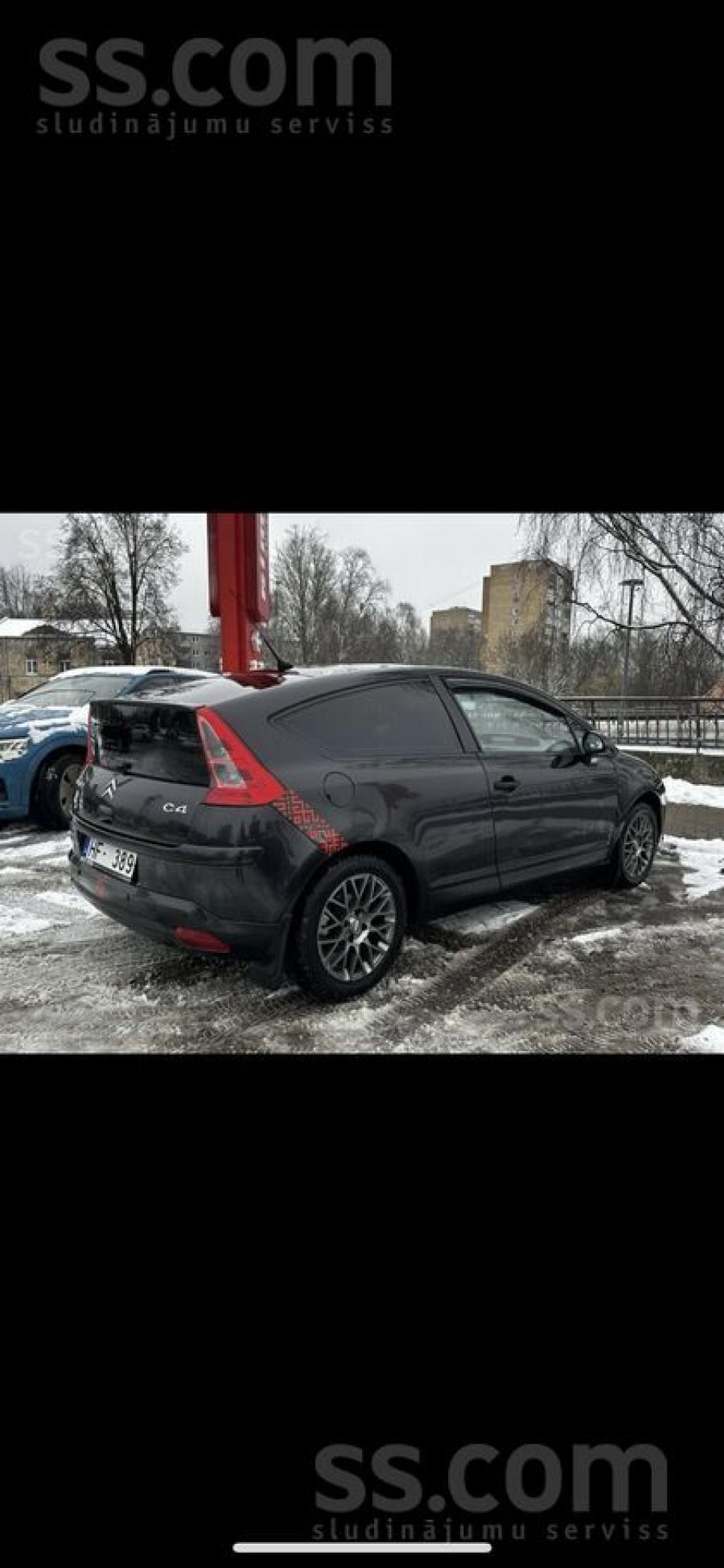 Black Citroen C4 2006 in Riga, with an engine capacity of 1.60 L and mileage of 256 thousand km for 1290 €, photo 2 on AUTOMOTO.COM.LV