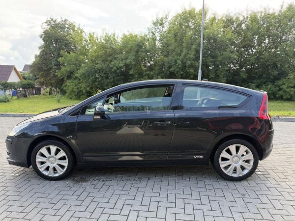 Black Citroen C4 2006 in Ukmerge, with an engine capacity of 2.00 L and mileage of 216 thousand km for 550 €, photo 2 on AUTOMOTO.COM.LV