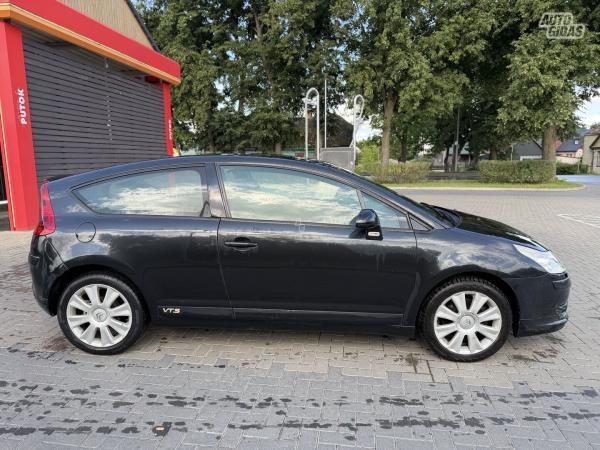 Black Citroen C4 2006 in Ukmerge, with an engine capacity of 2.00 L and mileage of 216 thousand km for 550 €, photo 6 on AUTOMOTO.COM.LV