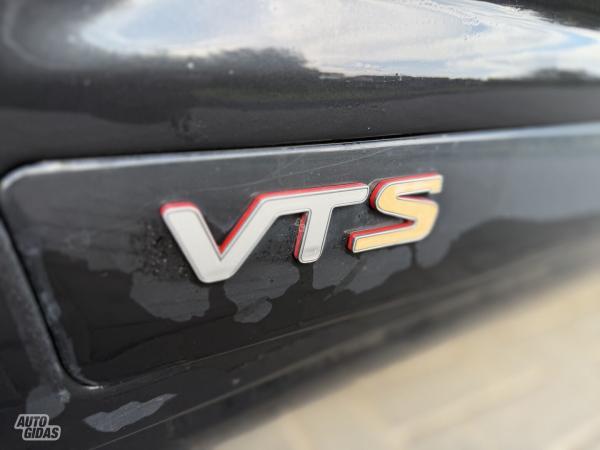 Black Citroen C4 2006 in Ukmerge, with an engine capacity of 2.00 L and mileage of 216 thousand km for 550 €, photo 10 on AUTOMOTO.COM.LV