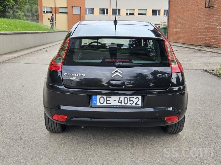 Melns Citroen C4 2007 Jēkabpils, ar dzinēja tilpumu 1.60 L un nobraukumu 148 tūkst. km par 2990 €, foto 8 vietnē AUTOMOTO.COM.LV