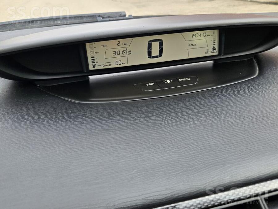 Melns Citroen C4 2007 Jēkabpils, ar dzinēja tilpumu 1.60 L un nobraukumu 148 tūkst. km par 2990 €, foto 23 vietnē AUTOMOTO.COM.LV