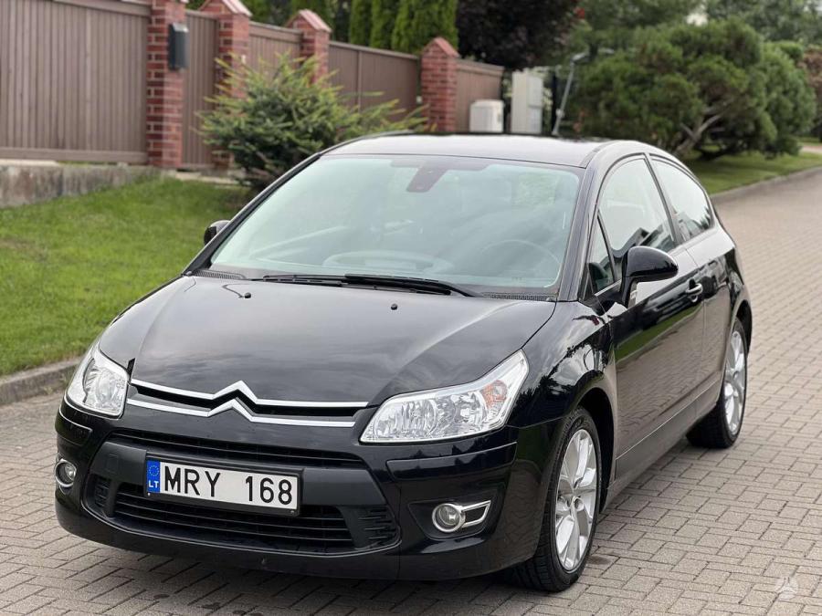 Melns Citroen C4 2010 Klaipėda, ar dzinēja tilpumu 1.60 L un nobraukumu 159 tūkst. km par 999 €, foto 1 vietnē AUTOMOTO.COM.LV