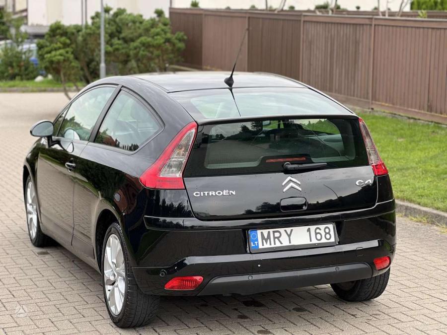 Melns Citroen C4 2010 Klaipėda, ar dzinēja tilpumu 1.60 L un nobraukumu 159 tūkst. km par 999 €, foto 4 vietnē AUTOMOTO.COM.LV