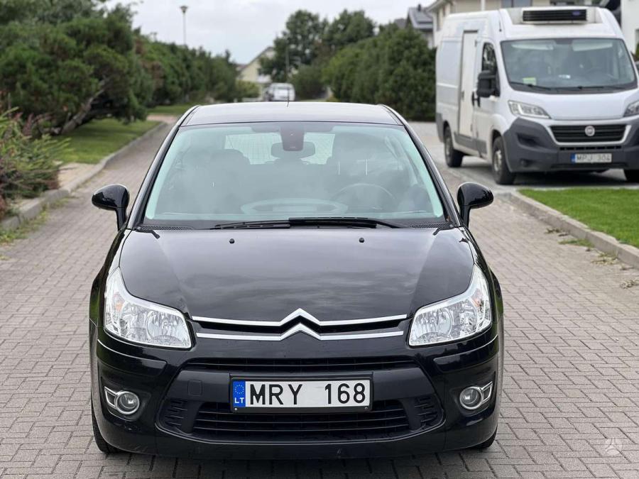 Melns Citroen C4 2010 Klaipėda, ar dzinēja tilpumu 1.60 L un nobraukumu 159 tūkst. km par 999 €, foto 6 vietnē AUTOMOTO.COM.LV