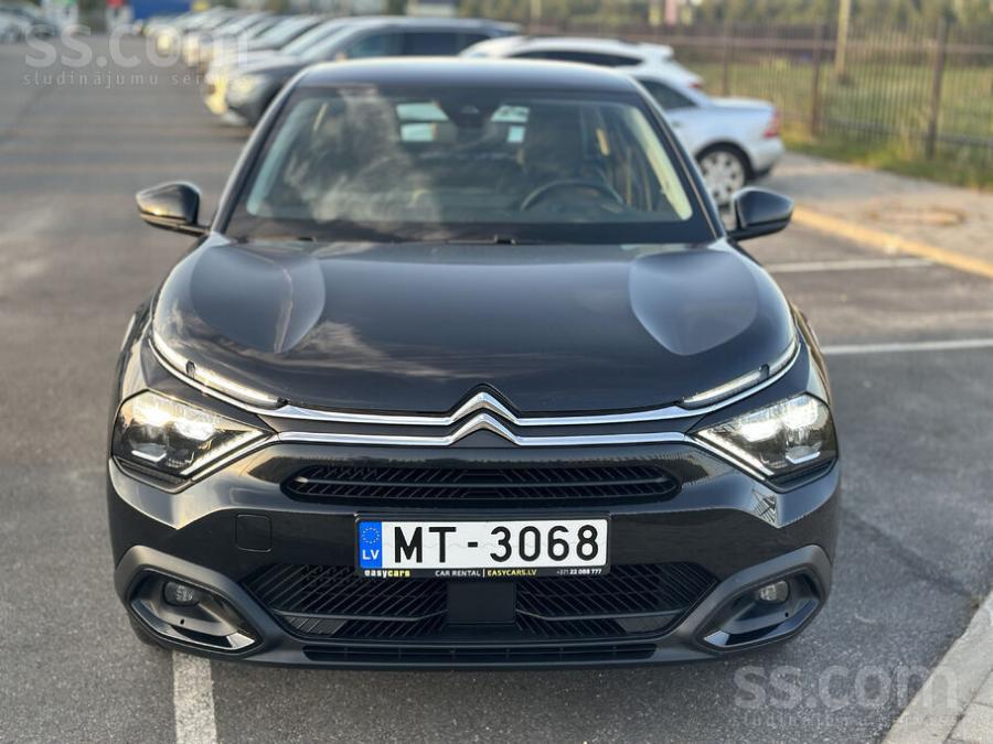 Black Citroen C4 2021 in Riga, with an engine capacity of 1.20 L and mileage of 85 thousand km for 14950 €, photo 2 on AUTOMOTO.COM.LV