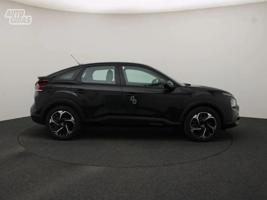 Black Citroen C4 2021 in Vilnius, with an engine capacity of 1.20 L and mileage of 110 thousand km for 13599 €, photo 10 on AUTOMOTO.COM.LV