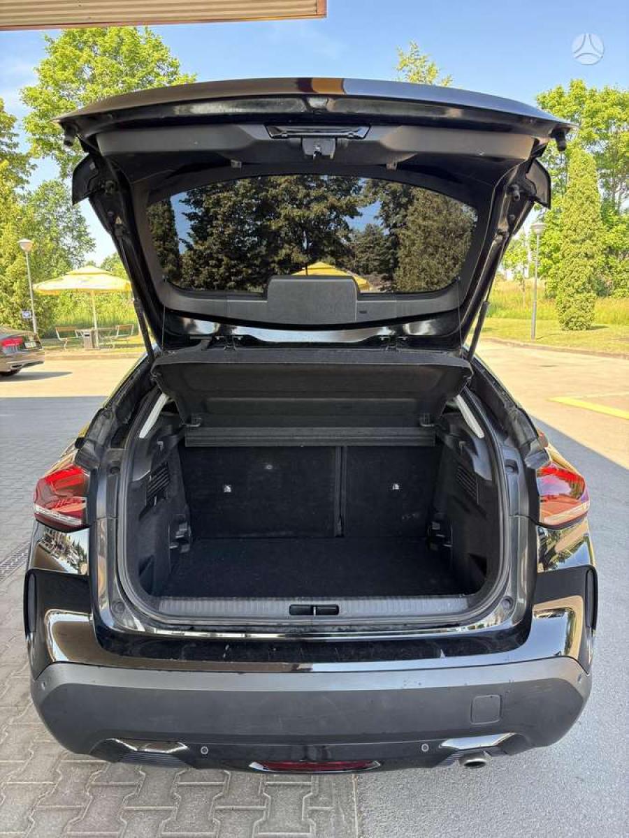 Melns Citroen C4 2022 Tauragė, ar dzinēja tilpumu 1.50 L un nobraukumu 190 tūkst. km par 9700 €, foto 10 vietnē AUTOMOTO.COM.LV