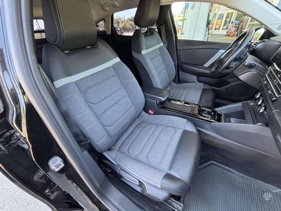 Melns Citroen C4 2022 Tauragė, ar dzinēja tilpumu 1.50 L un nobraukumu 190 tūkst. km par 9700 €, foto 15 vietnē AUTOMOTO.COM.LV