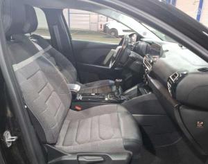 Black Citroen C4 2022 in Vilnius, with an engine capacity of 1.20 L and mileage of 176 thousand km for 10768 €, photo 9 on AUTOMOTO.COM.LV
