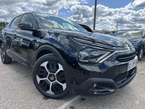 Black Citroen C4 2022 in Vilnius, with an engine capacity of 1.20 L and mileage of 176 thousand km for 10768 €, photo 4 on AUTOMOTO.COM.LV