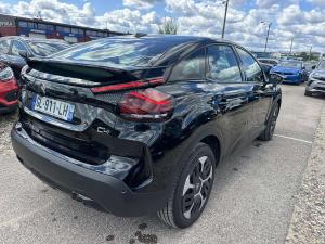Black Citroen C4 2022 in Vilnius, with an engine capacity of 1.20 L and mileage of 176 thousand km for 10768 €, photo 5 on AUTOMOTO.COM.LV