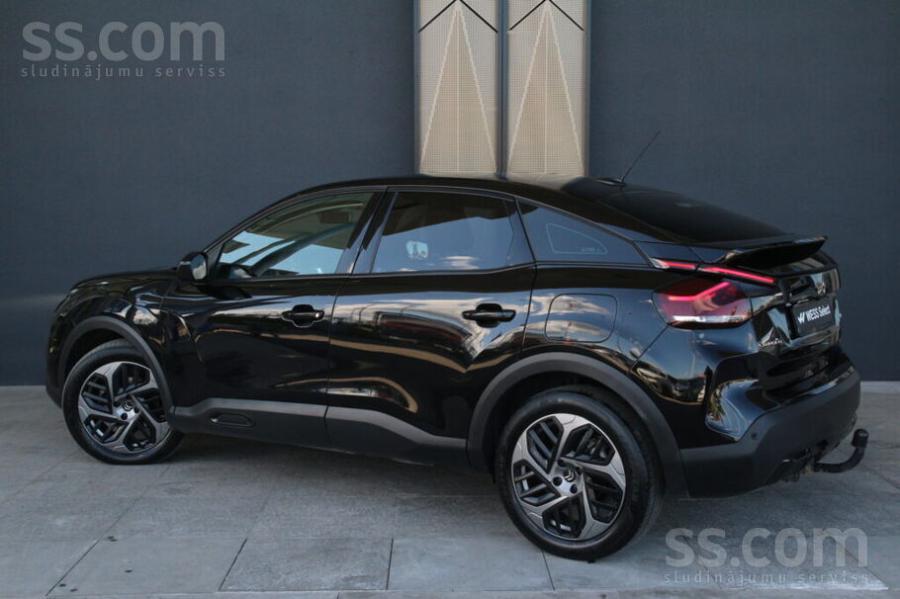 Black Citroen C4 2022 in Riga, with an engine capacity of 1.50 L and mileage of 78 thousand km for 14490 €, photo 6 on AUTOMOTO.COM.LV