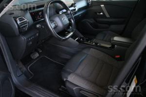 Black Citroen C4 2022 in Riga, with an engine capacity of 1.50 L and mileage of 78 thousand km for 14490 €, photo 7 on AUTOMOTO.COM.LV