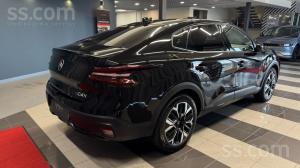 Black Citroen C4 2025 in Riga, with an engine capacity of 1.60 L and mileage of 4 thousand km for 28990 €, photo 6 on AUTOMOTO.COM.LV
