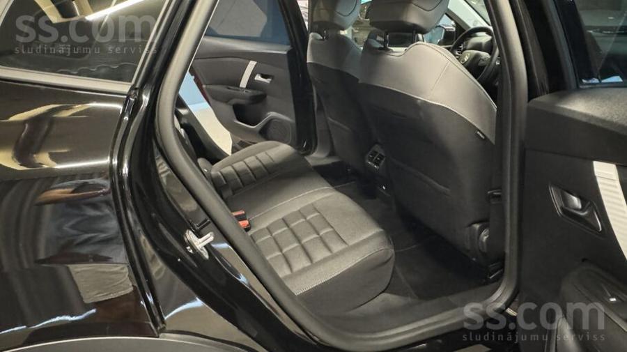 Black Citroen C4 2025 in Riga, with an engine capacity of 1.60 L and mileage of 4 thousand km for 28990 €, photo 12 on AUTOMOTO.COM.LV
