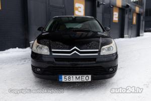 Melns Citroen C4 2005 Tallina, ar dzinēja tilpumu 2.00 L un nobraukumu 263 tūkst. km par 1499 €, foto  vietnē AUTOMOTO.COM.LV